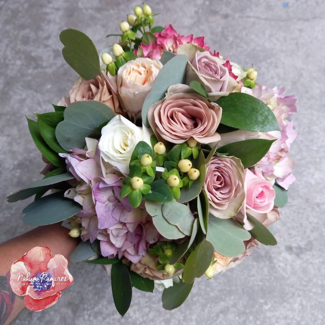 Ramo de novia con rosa inglesa - Mundo Floral