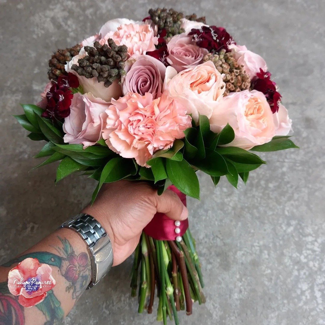 Ramo de novia natural con rosa inglesa durazno - Mundo Floral