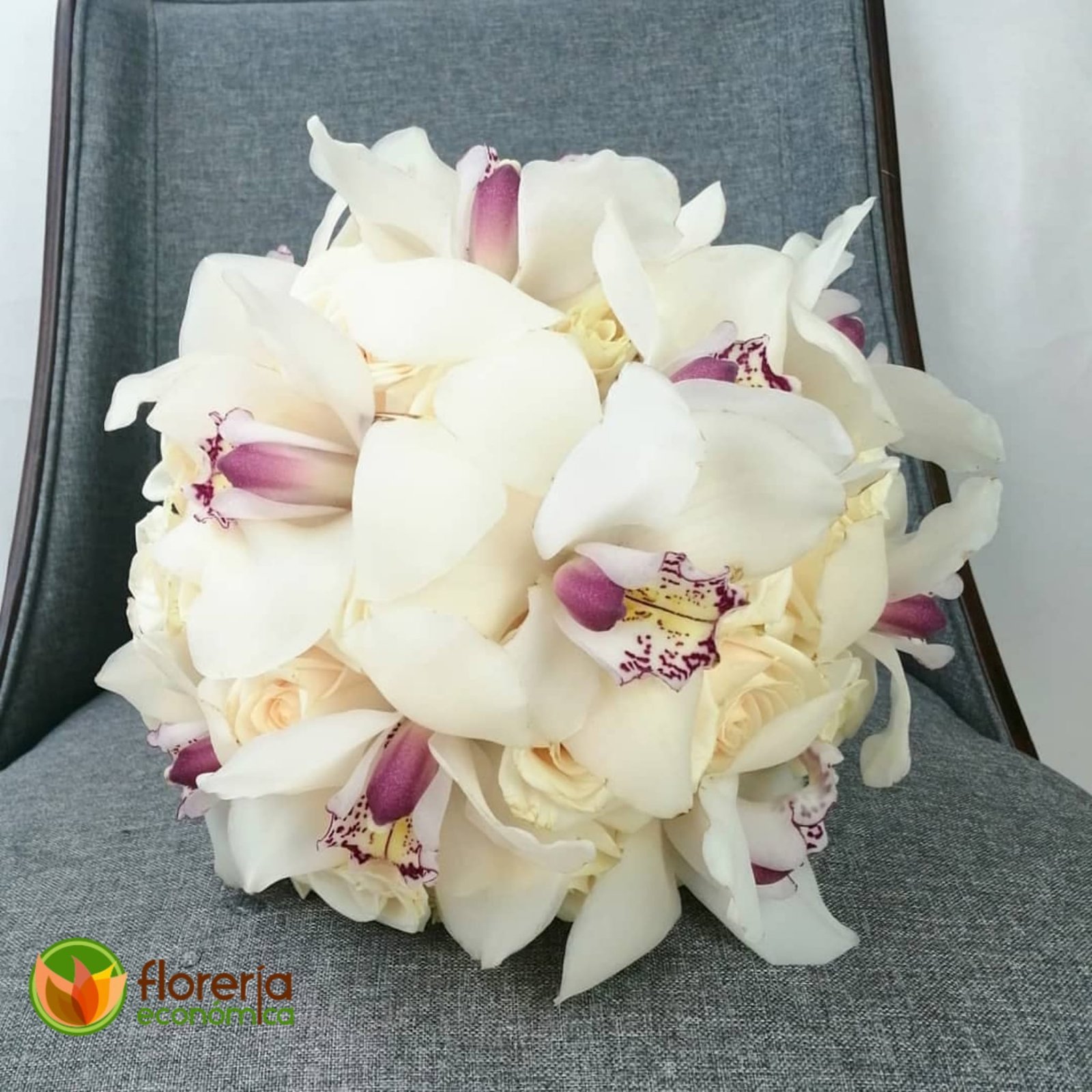 Ramo de novia orquídeas cymdidium blancas - Mundo Floral